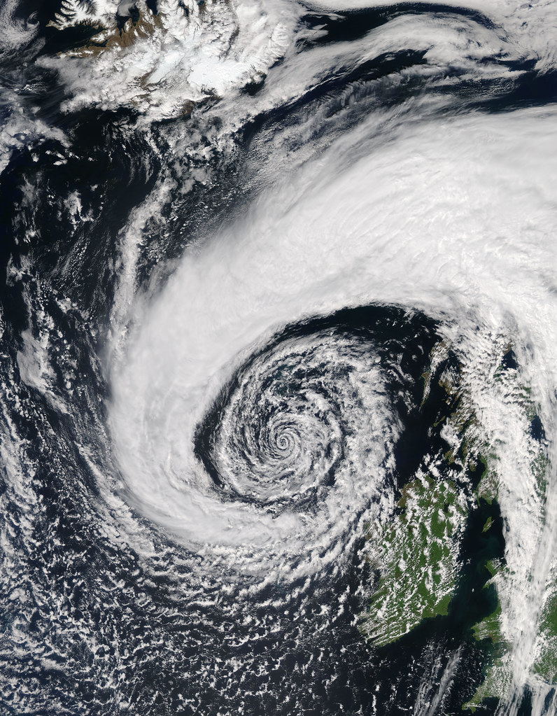 Acompanhe a evolução do ciclone extratropical Acompanhe a evolução do ciclone extratropical